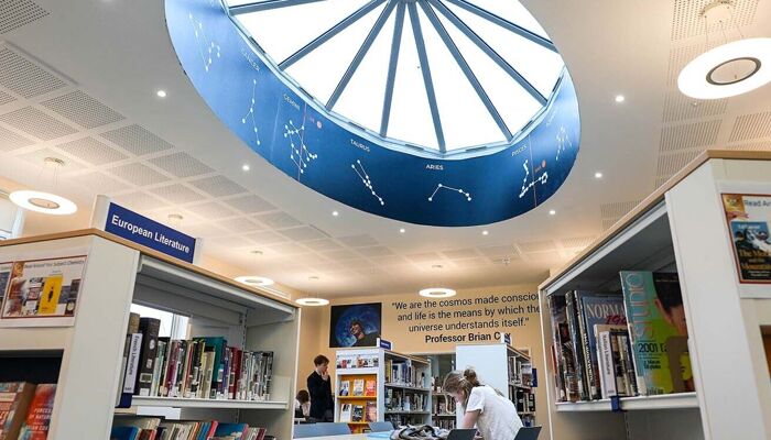 The Library | Facilities | King Edward VI School